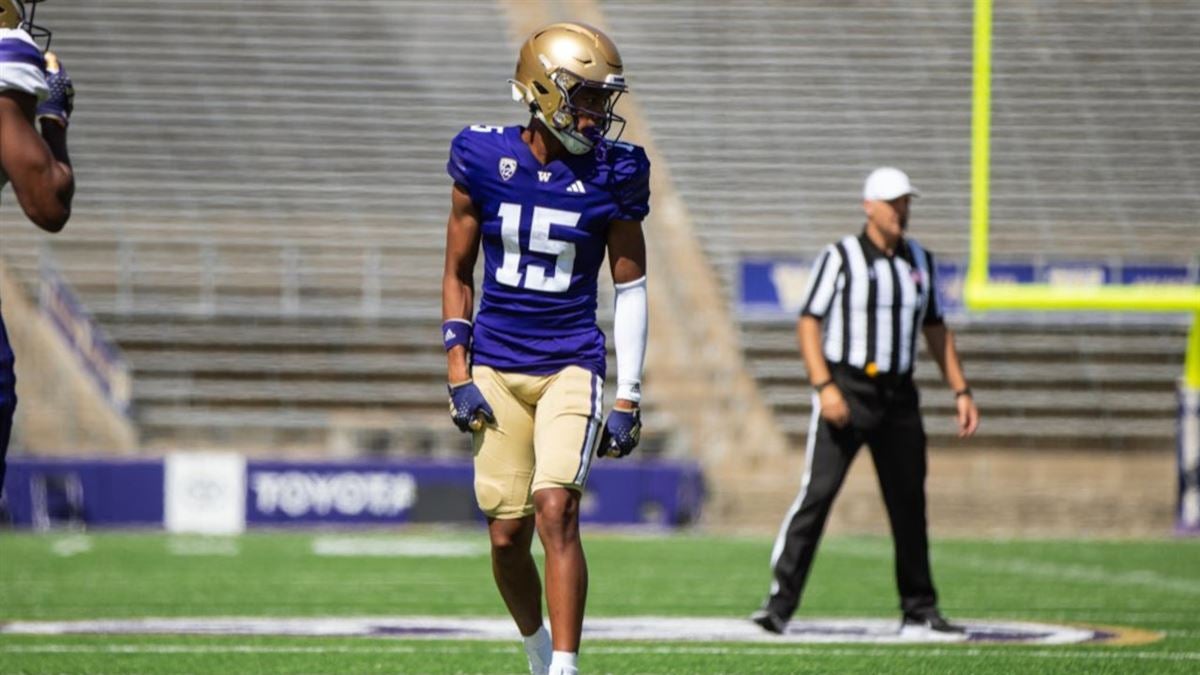 Washington Freshman Wideout Taeshaun Lyons Enters Transfer Portal