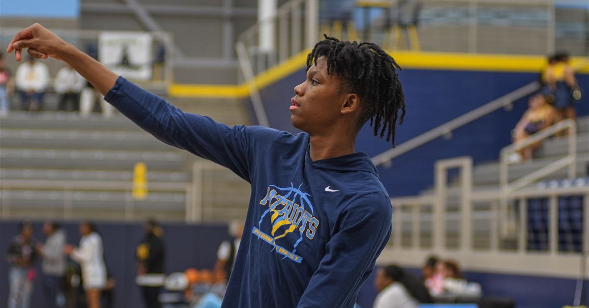 An update on in-state 4-star 2025 PF Kaidon Rayfield and his planned visits