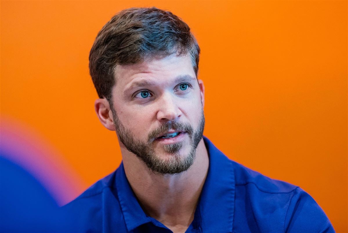 Tyler Grisham previews 2022 season, Clemson wide receivers