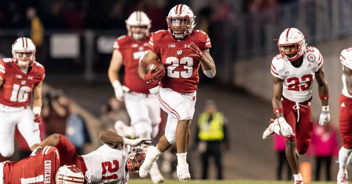 HALFTIME: Wisconsin leads Nebraska, 27-14
