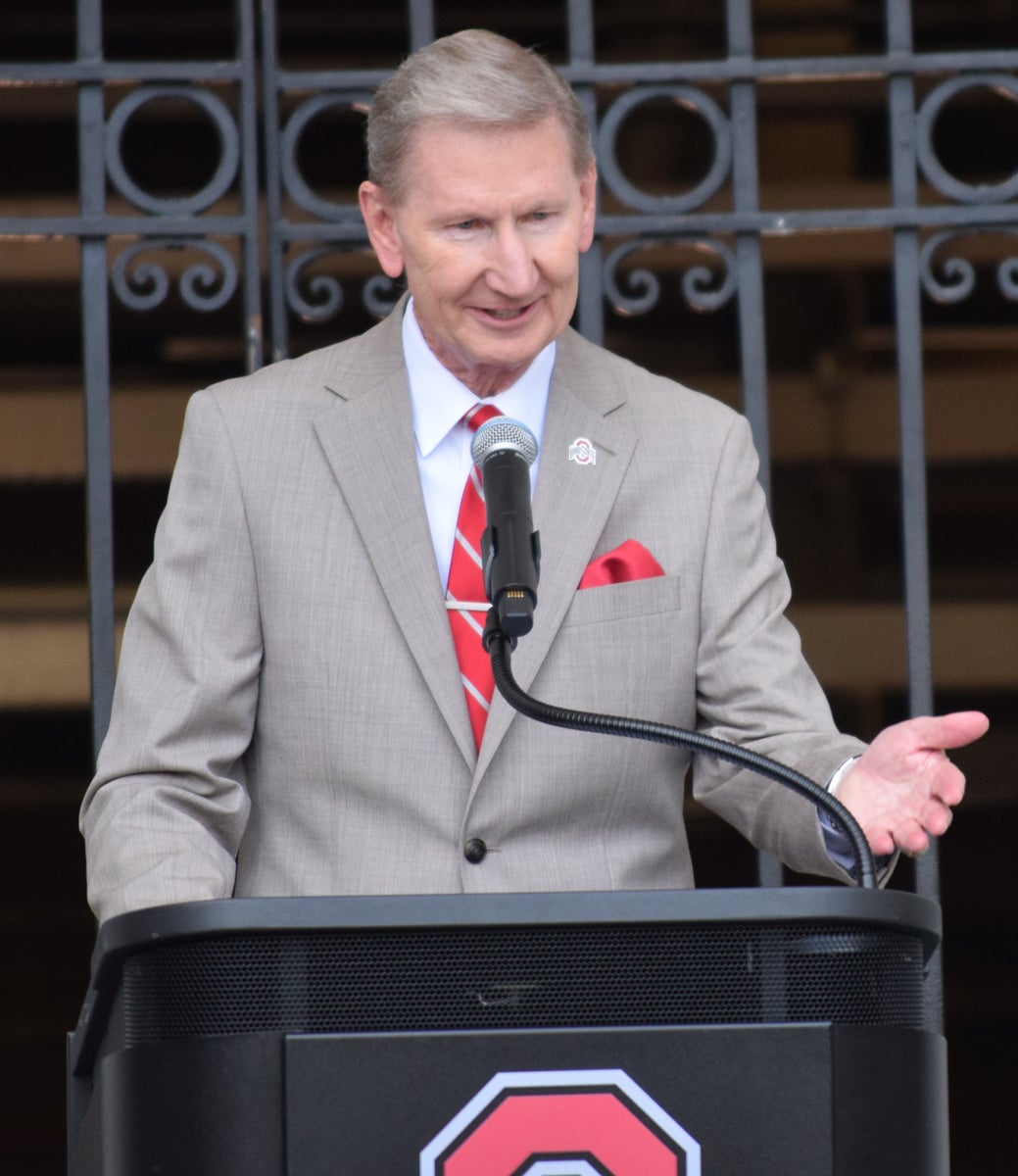 Ohio State great Archie Griffin immortalized with statue outside Ohio ...
