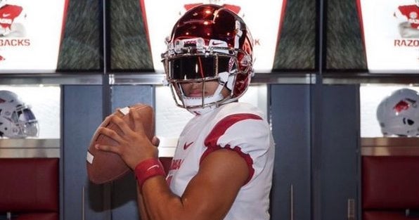 Quarterback Lucas Coley commits to Arkansas