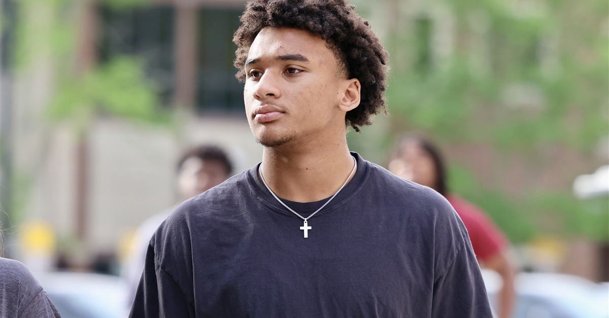 Florida State has a chance to close out Georgia Edge Jaxon Holly this ...