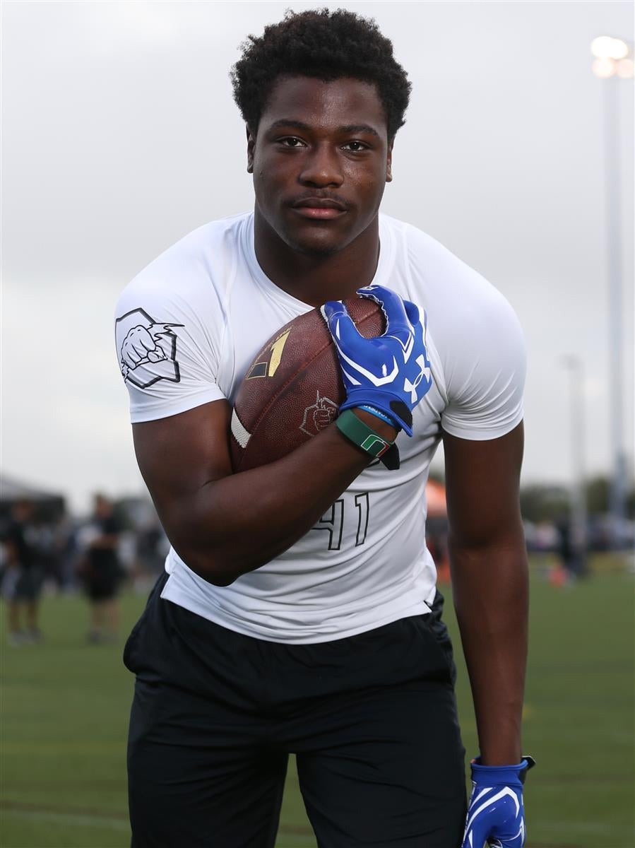 Trey Sanders Profile Photos