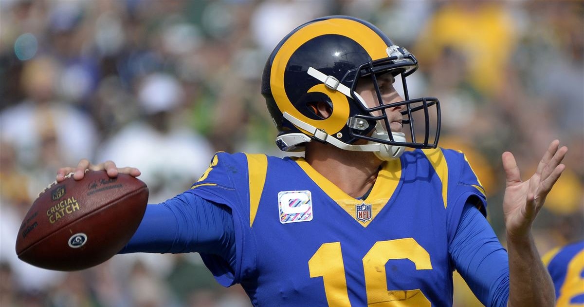 Jared Goff calls Aaron Rodgers 'the best ever'