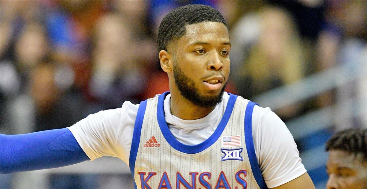 Isaiah Moss catches fire from 3 in Kansas' win over Monmouth