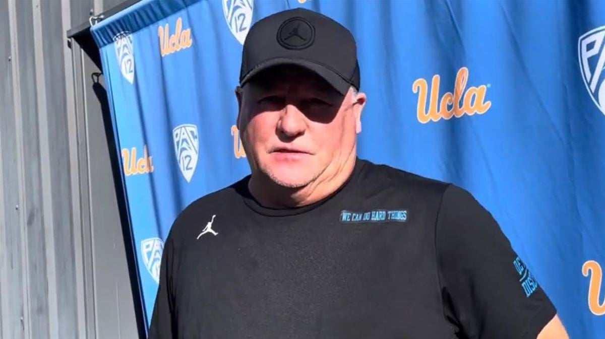 Excerpt: Chip Kelly on Moore Bouncing Back, WSU Defense