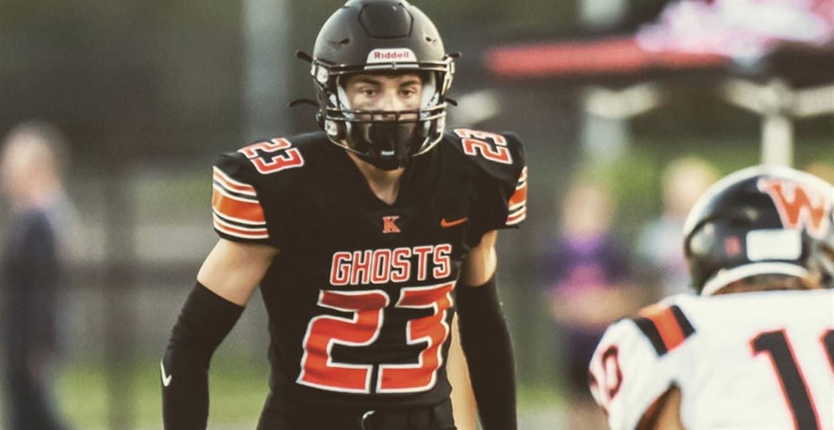 SIGNED: Carson Van Dinter signs with Iowa State