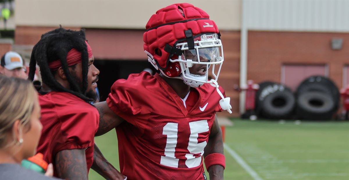 Former five-star Jaheim Singletary off to fast start in Fayetteville