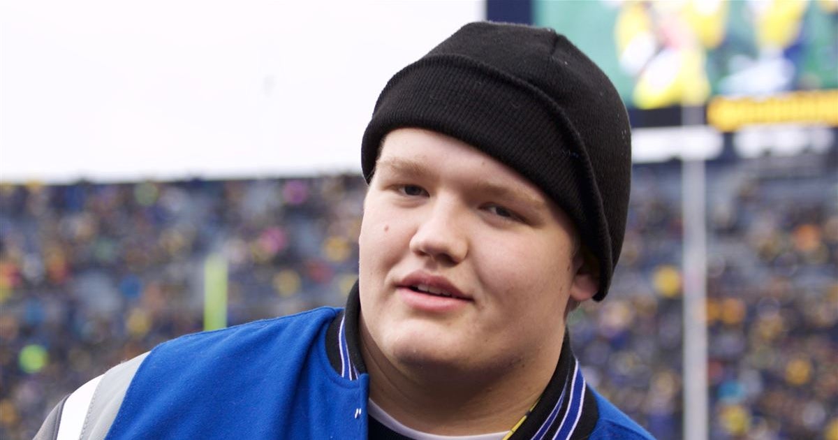 Michigan offers massive in-state OT Tate Mackenzie