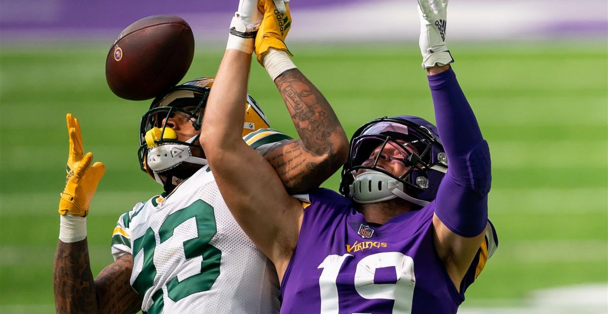 Confidence and Charisma: Packers' Alexander backing up his talk