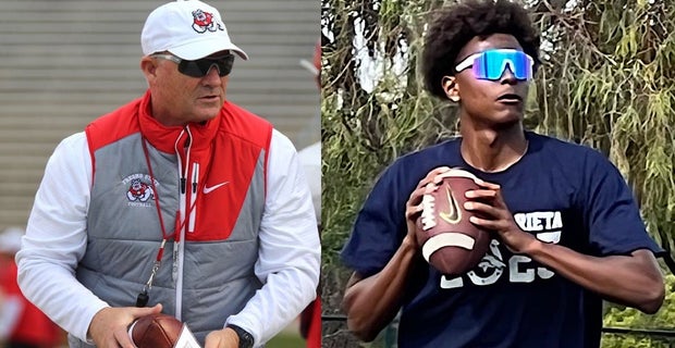 Jeff Tedford makes special offer to 2025 QB Akili Smith Jr.