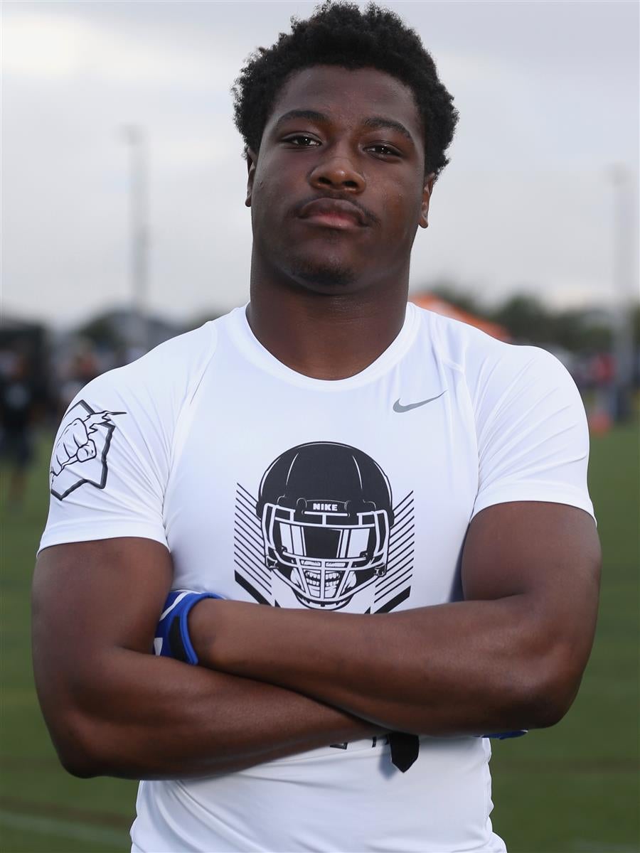 Trey Sanders Profile Photos