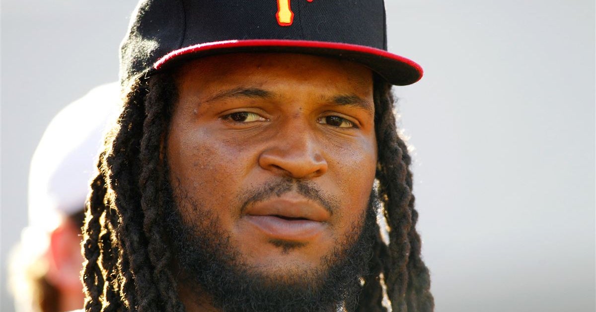 Jarvis Jones, Juwan Taylor join Georgia support staff for 2019