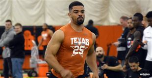 Chris Warren III, Texas, Running Back