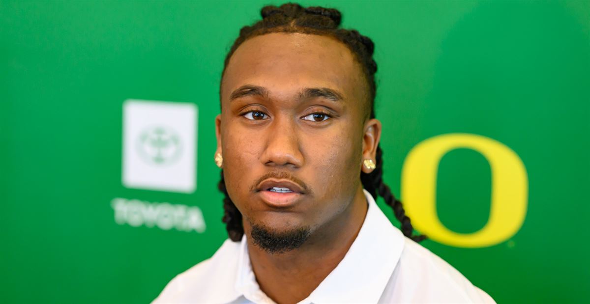 WATCH: Nikko Reed adjusting to life as an Oregon Duck and a new position