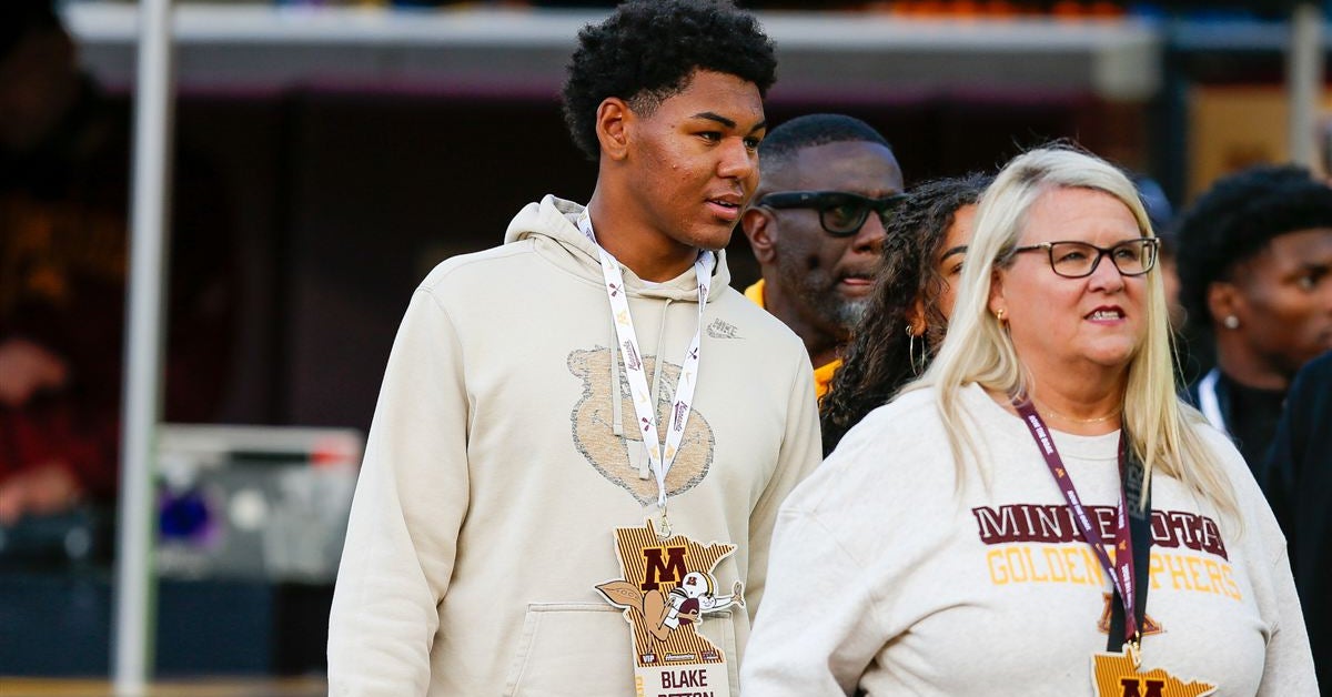 2027 Shakopee LB Blake Betton takes in a Minnesota Football gameday