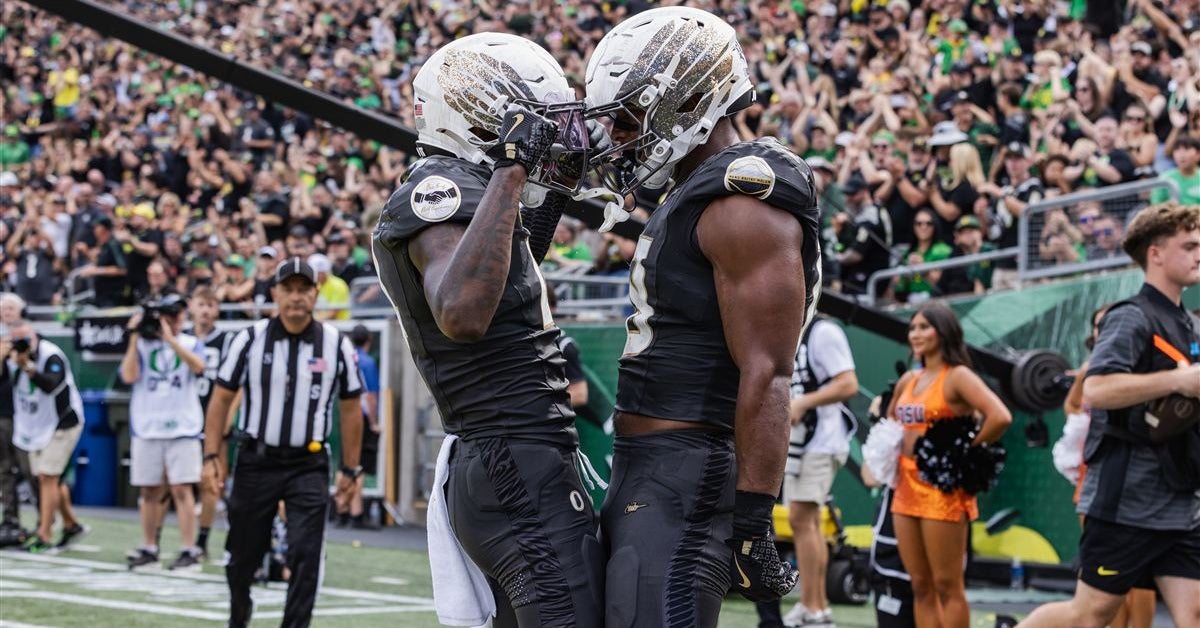 With dominant blocking, Oregon's Kenyon Sadiq has embodied the tight ...