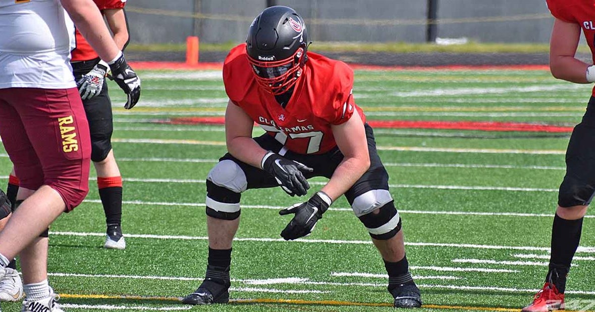 Oregon OL Kage Casey headed to Boise State