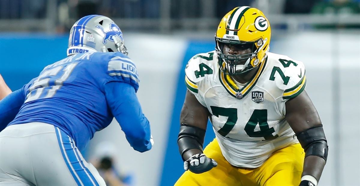 Byron Bell takes over as starting right guard