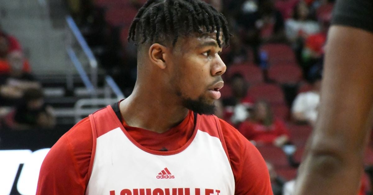 Sydney Curry's tenacity on the glass impressive in Louisville scrimmage