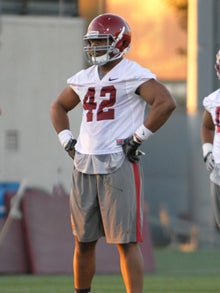 Devon Kennard Photos