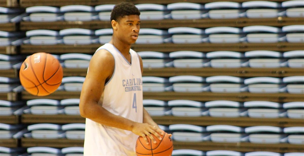 Isaiah Hicks stars in Blue-White Game