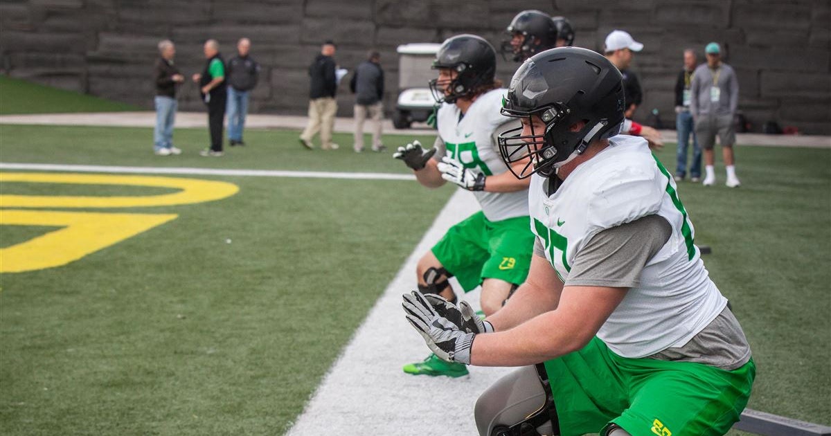 Jake Hanson named to Rimington Trophy Watch List