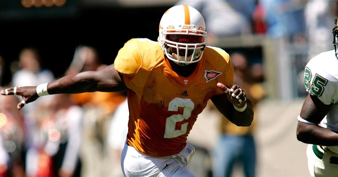 Former Vol LB expected to join Tennessee's staff