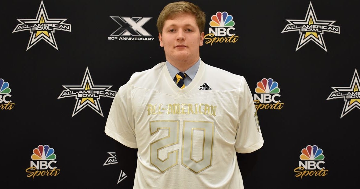 Wisconsin commit Trey Wedig awarded All-American jersey