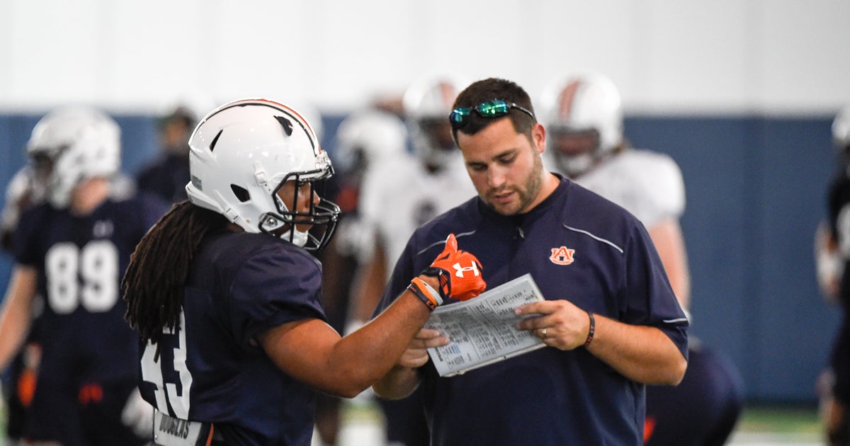 Reserve running back Cedric Chambers enters transfer portal