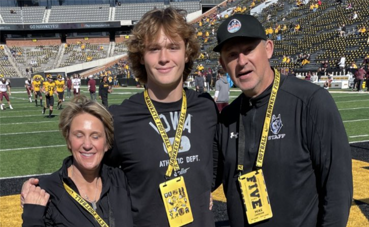 Bock: Three thoughts on new Iowa tight end commit Eli Johnson