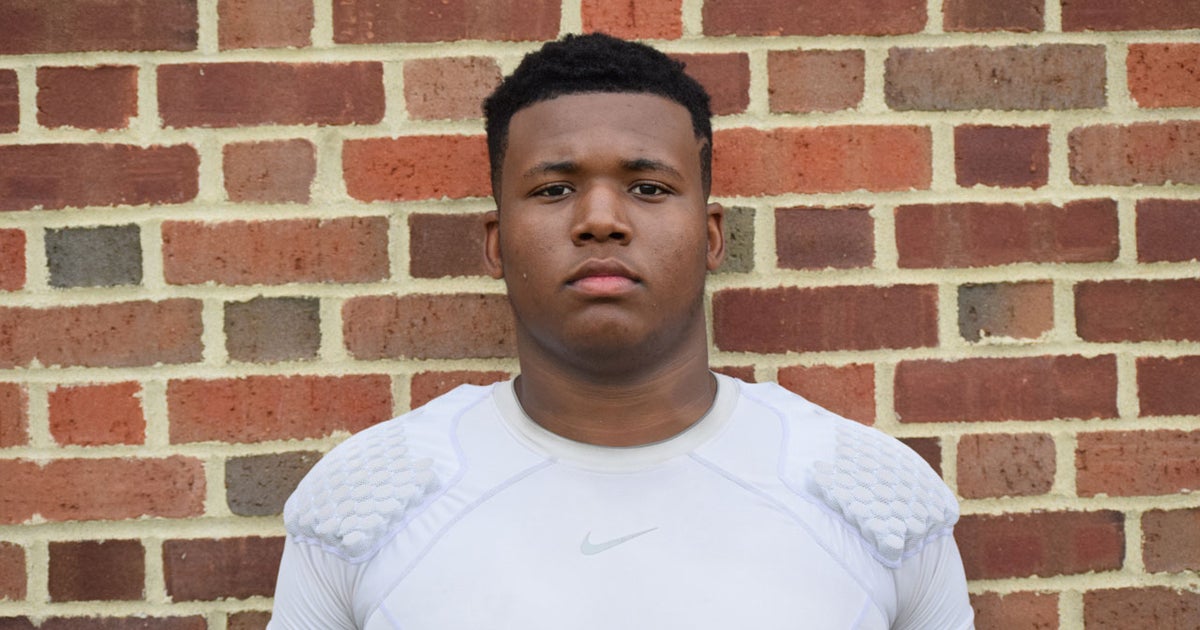 OL Howard Watkins impressed by Illini visit