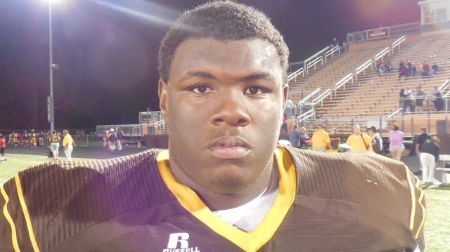 3-Star DT Tyrone Chambers Holds Eight Offers
