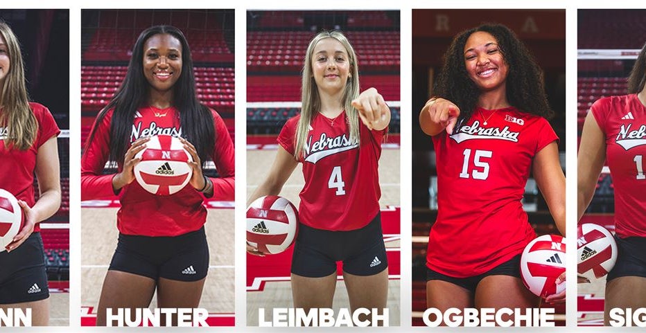 Husker volleyball adds five signees