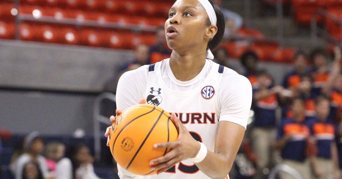 'Connected' Auburn women's hoops team trounces Rutgers on the road
