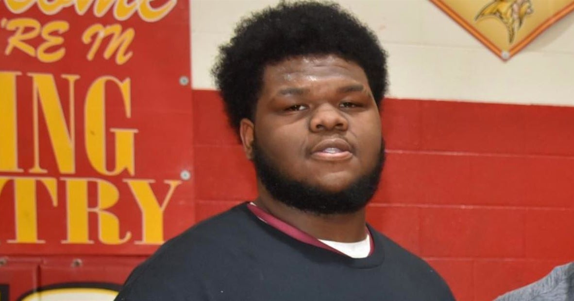 Gators land commitment from DL Stephon Shivers