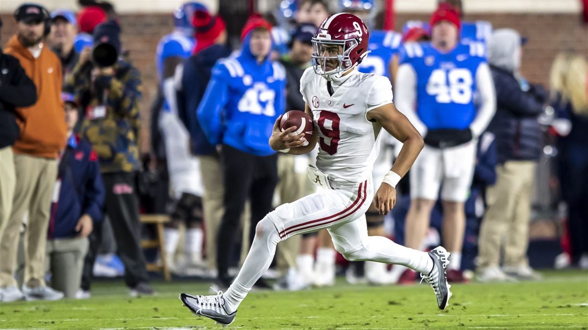 Alabama Offense Came Alive In Second Half At Ole Miss