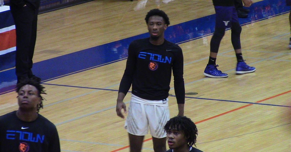 WATCH: Jaylin Gibson displays all-around game in win