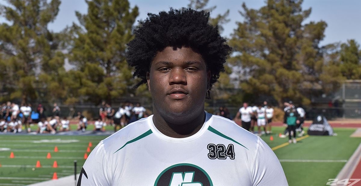 '24 OL Eugene Brooks dominates at National Preps event