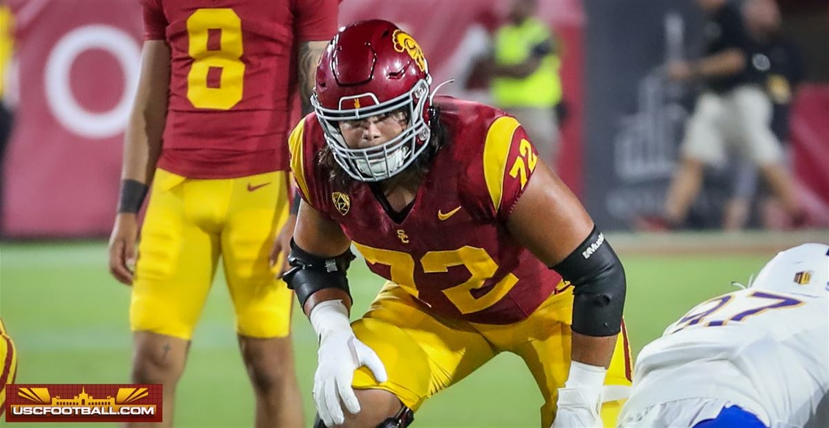 USC's Elijah Paige steps into spring at crucial left tackle role