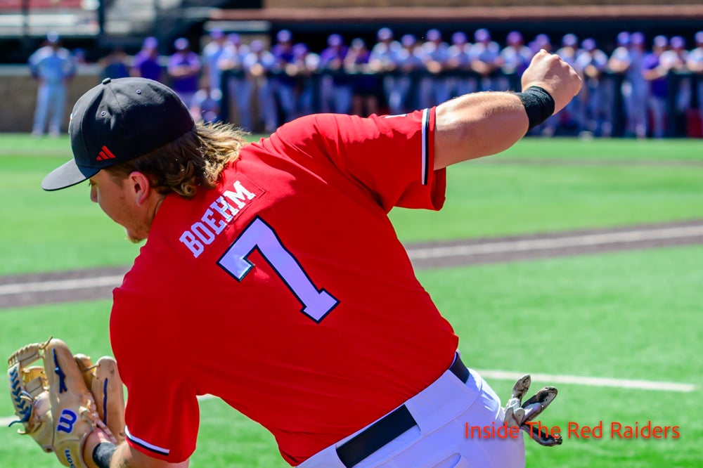 Photo Gallery: Tech Baseball Takes Game 2 Against TCU 7-6