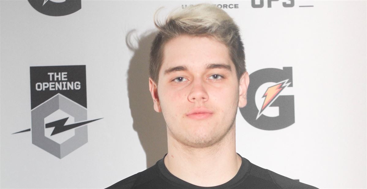 A&M makes top 10 for highly coveted TE Blake Smith