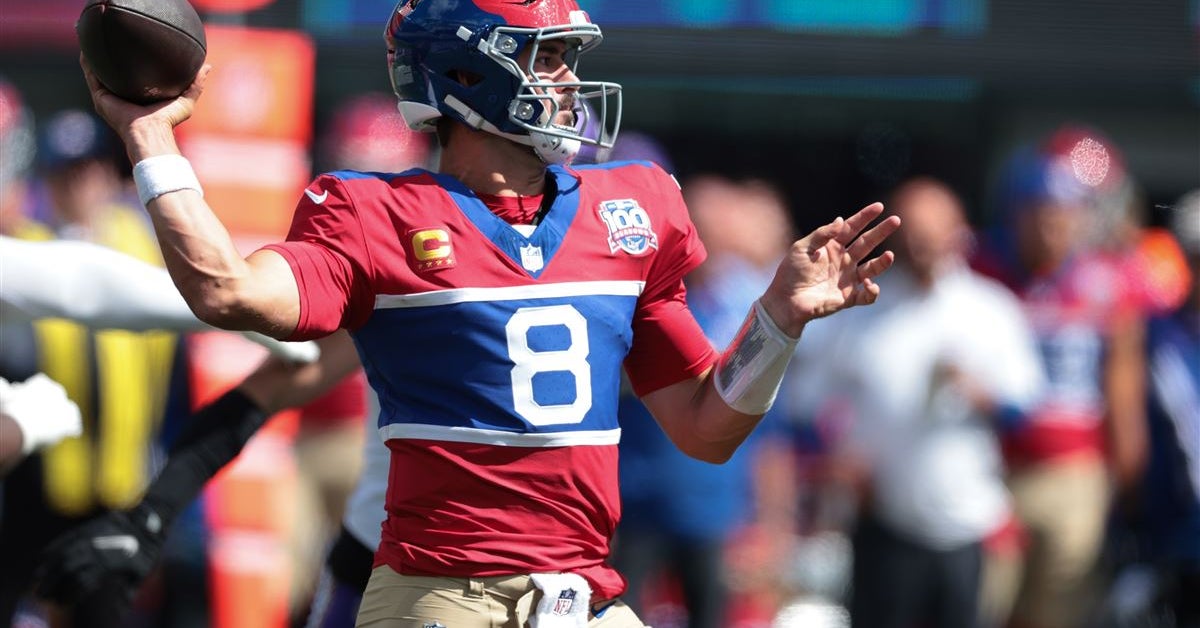 Insane Daniel Jones stat makes the rounds following Giants' disastrous ...