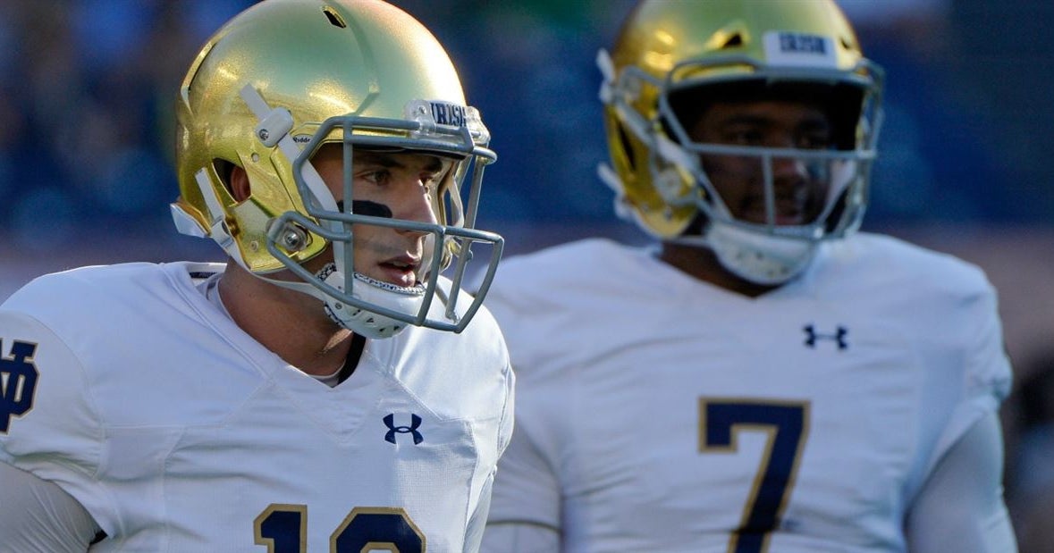 Media reacts to Notre Dame starting QB Ian Book's injury