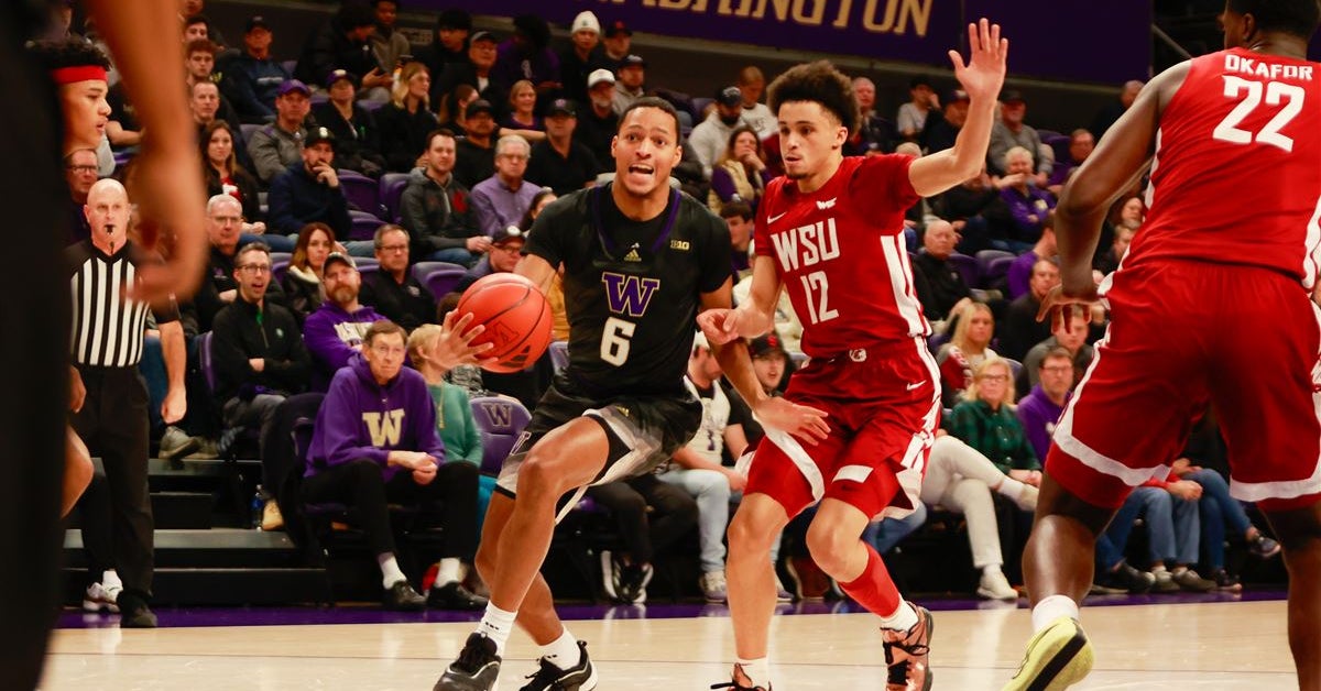 Husky Hoops Hits Road For Saturday Morning Matchup At Minnesota