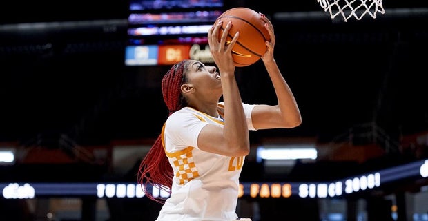 Lady Vols battle back on road to defeat Razorbacks