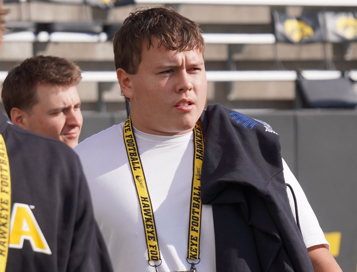 COMMIT: Offensive lineman Josh Janowski commits to Iowa, becomes sixth ...