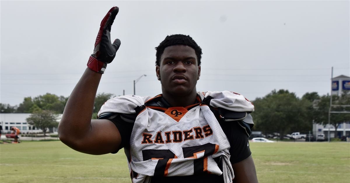 VIDEO: Catching up with 4-star OL Roderick Kearney at Orange Park High ...
