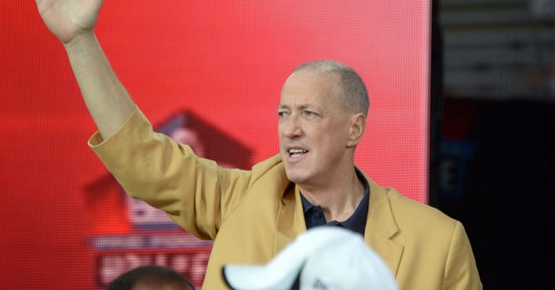 Jim Kelly Defeats Cancer